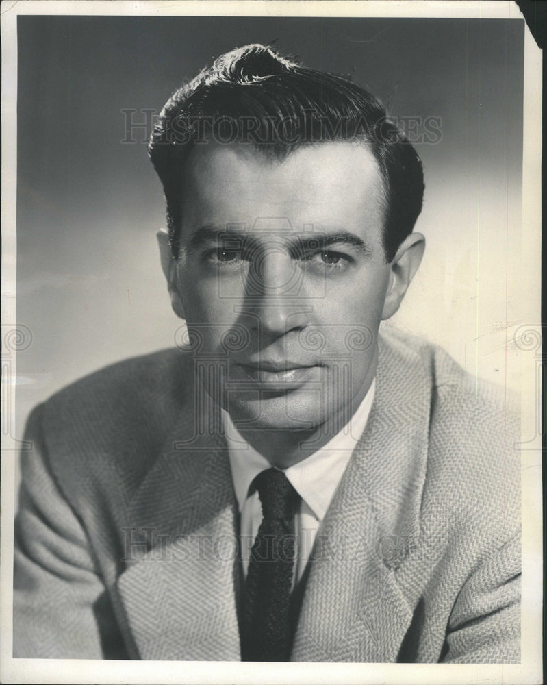 1955 Press Photo Hugh Reilly American Actor - Historic Images