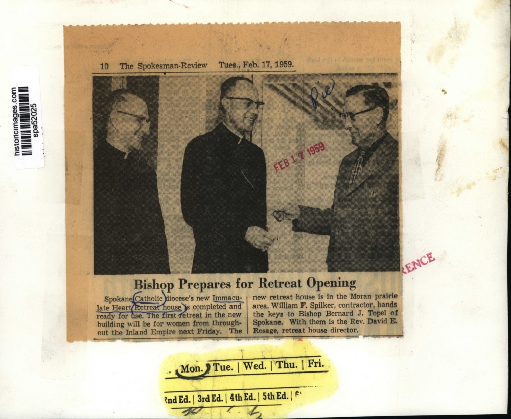 1959 Press Photo Bishop Bernard J. Topel prepares for retreat opening ...
