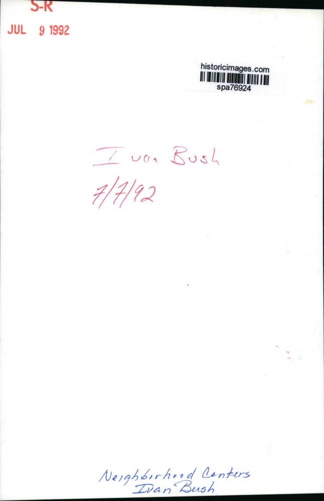 1992 Press Photo Ivan Bush Smiles - spa76924 - Historic Images